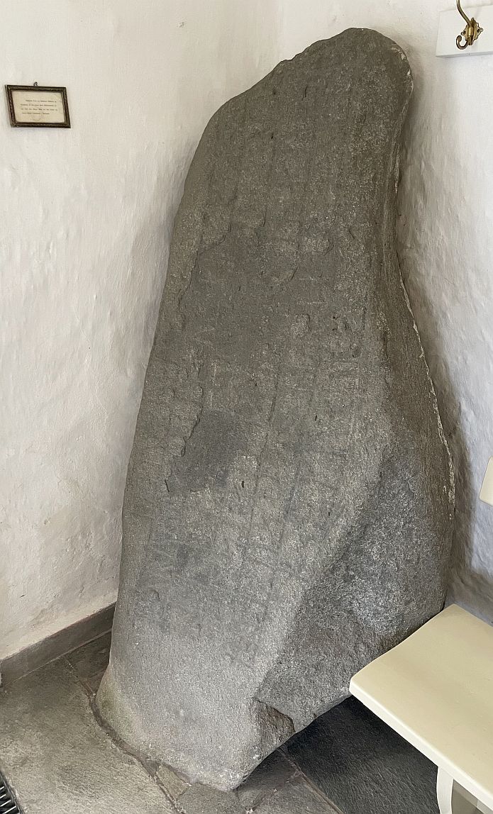 Skivum-Runenstein-Historie